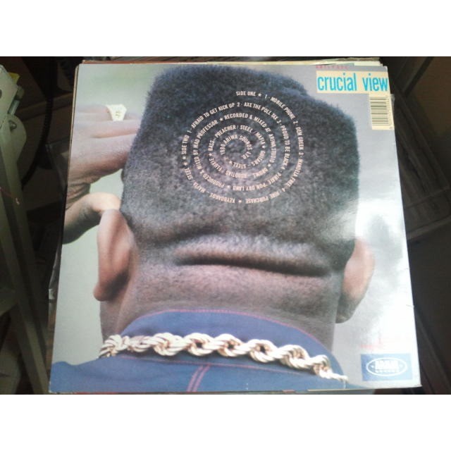 Crucial view orig. de Crucial Robbie, 33T chez selectorchoice - Ref ...