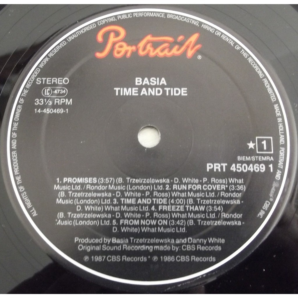 Time and tide de Basia, 33T chez vinyl59 - Ref:117408668