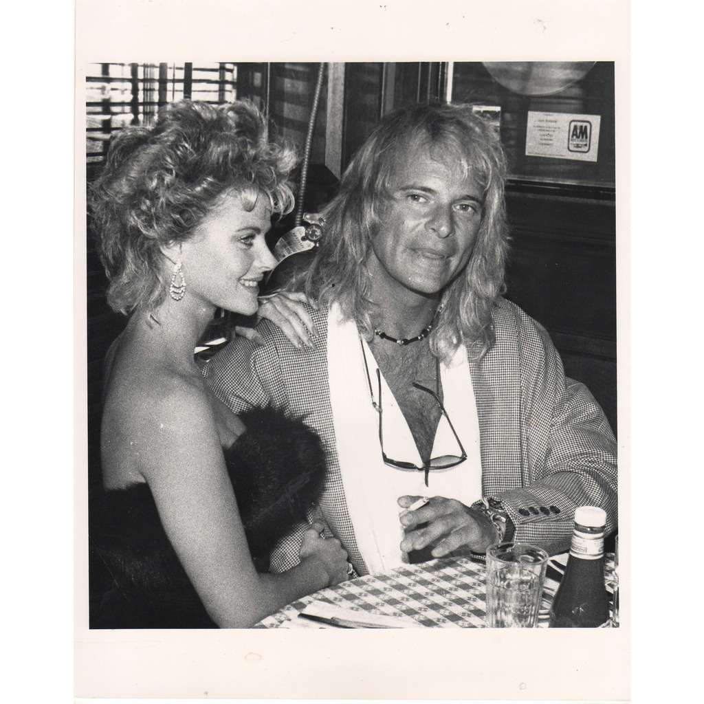 David lee roth & girlfriend (usa 1987 original 'london features' promo ...