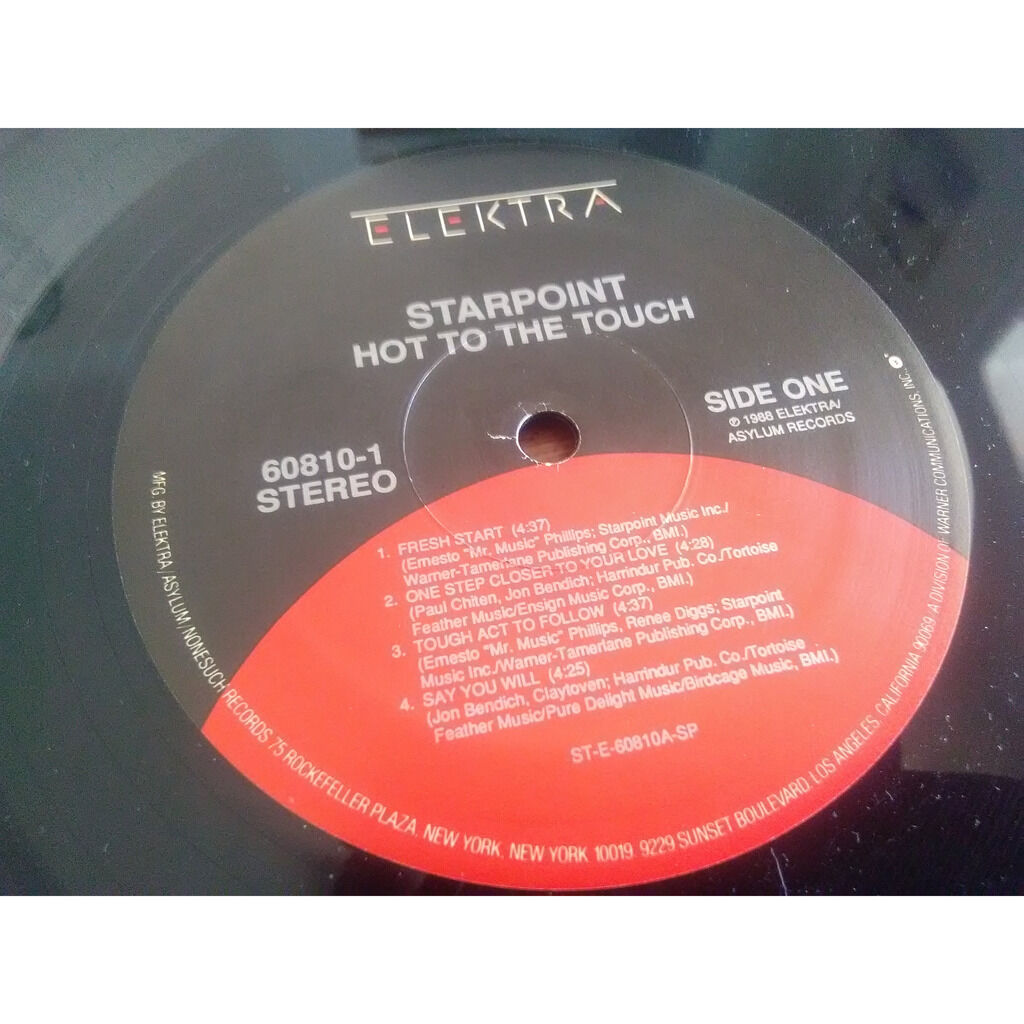 Hot to the touch de Starpoint, 33T chez funkymarco - Ref:120341474