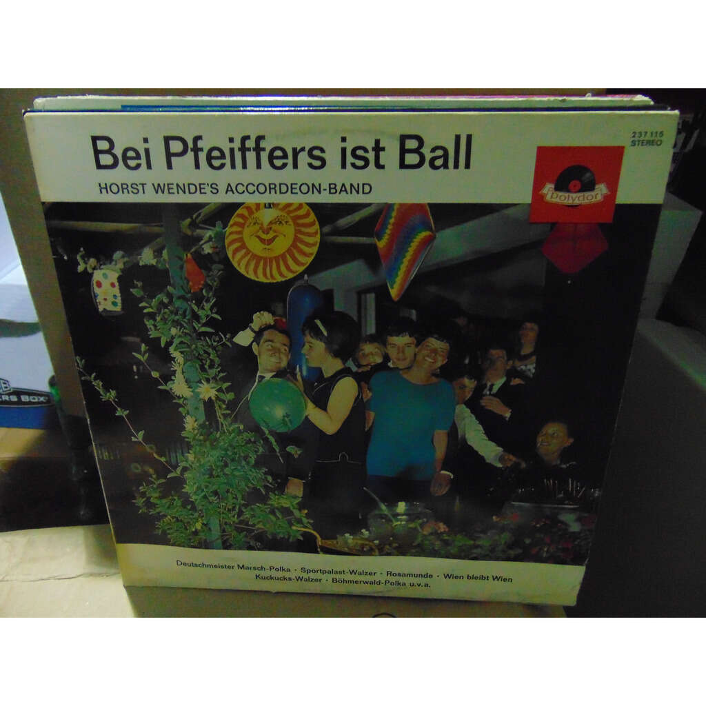 Bei pfeiffers ist ball de Horst Wende'S Accordeon Band, 33T chez ...