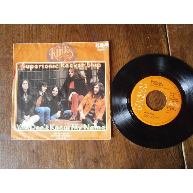 Supersonic rocket ship de Kinks, SP chez seventies - Ref:123575192
