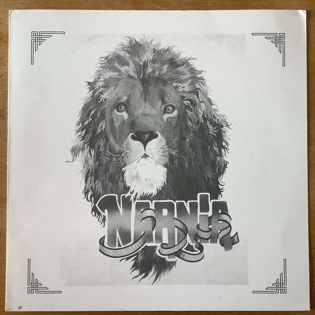 Aslan is not a tame lion de Narnia Pauline Filby John Russell Peter ...