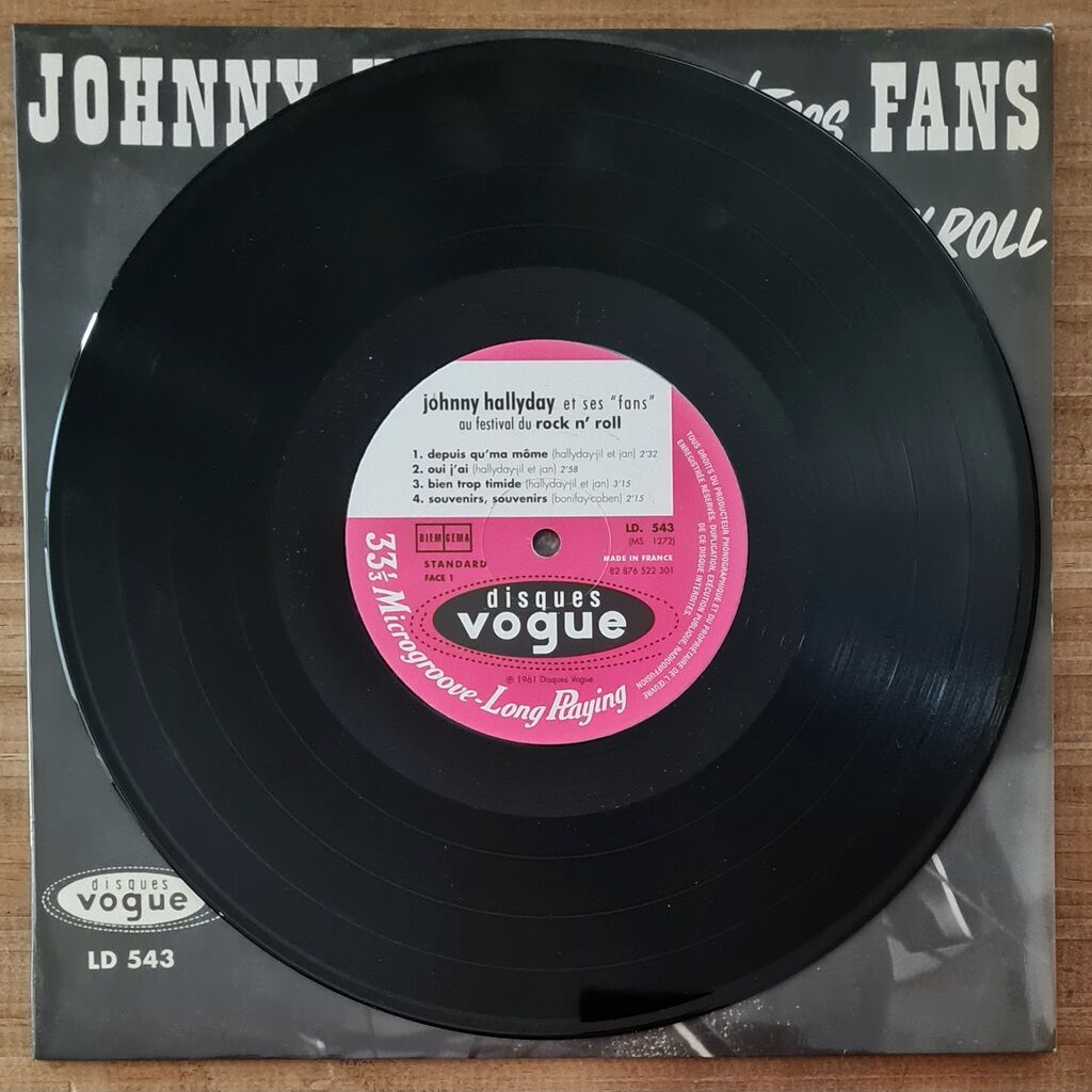 Johnny hallyday et ses fans au festival du rock n' roll de Johnny ...