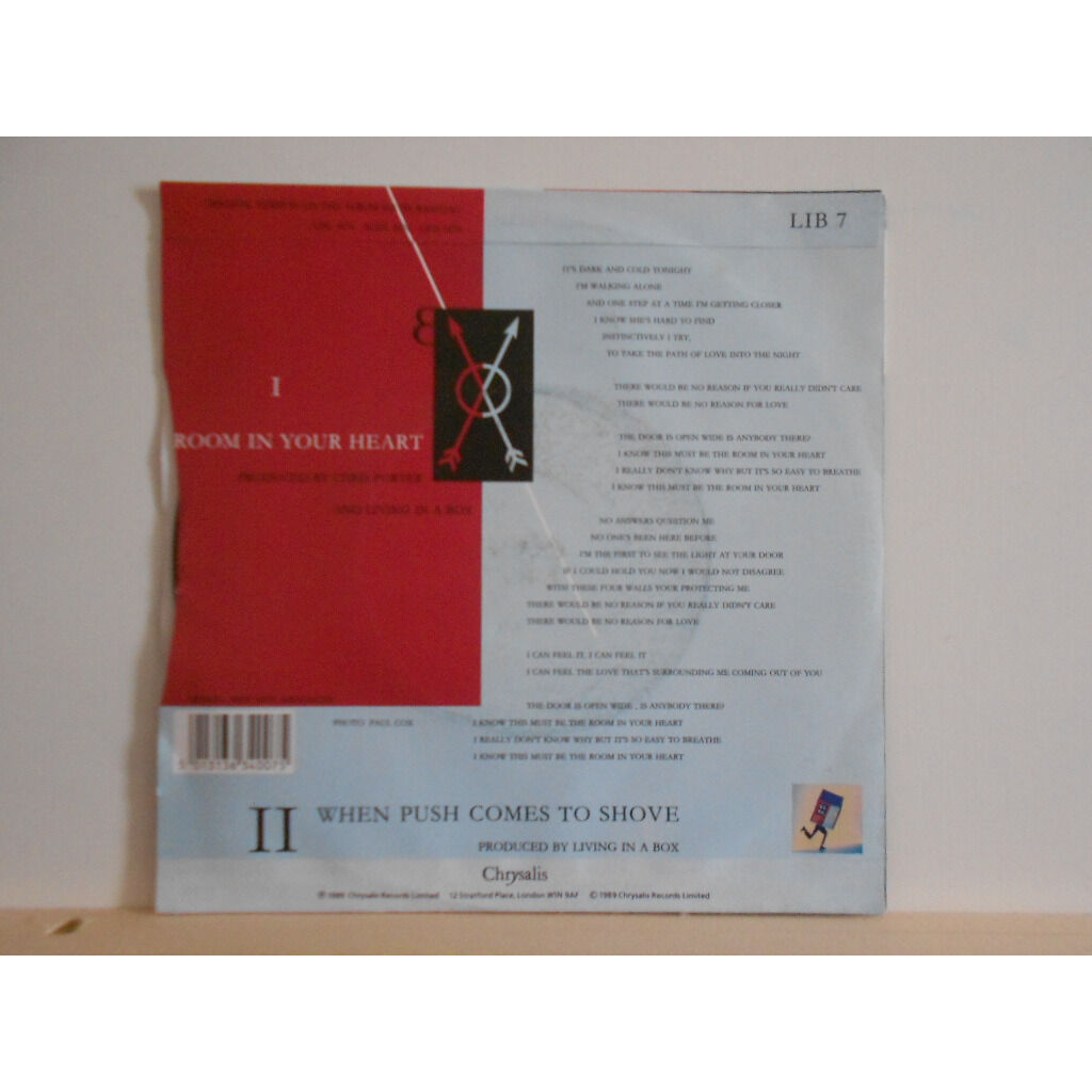 Room in your heart § when push comes to shove de Living In A Box, SP ...