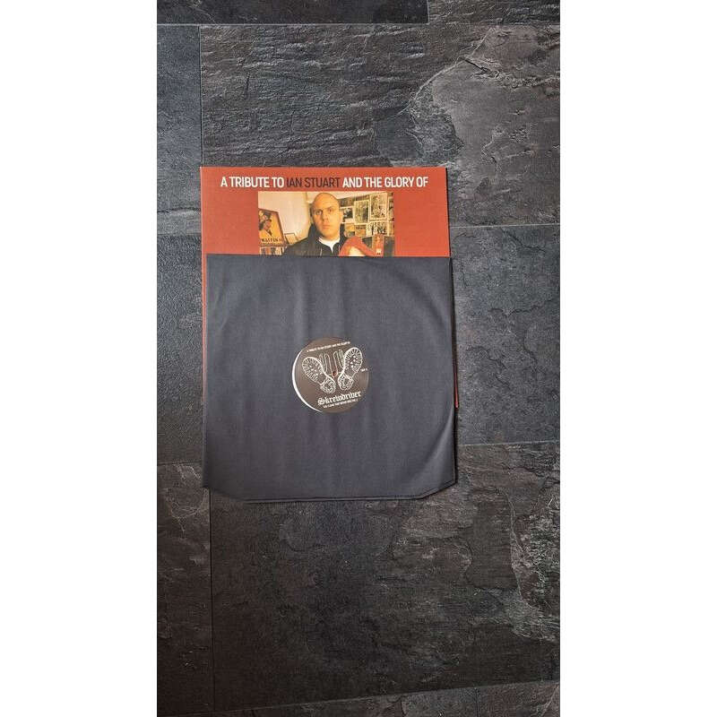 A tribute to ian stuart and the glory of skrewdriver: the flame that ...